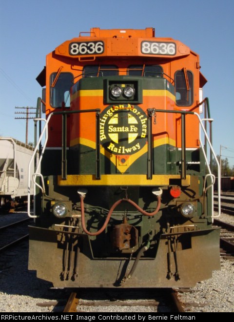 BNSF 8636 awaits its next call as local power